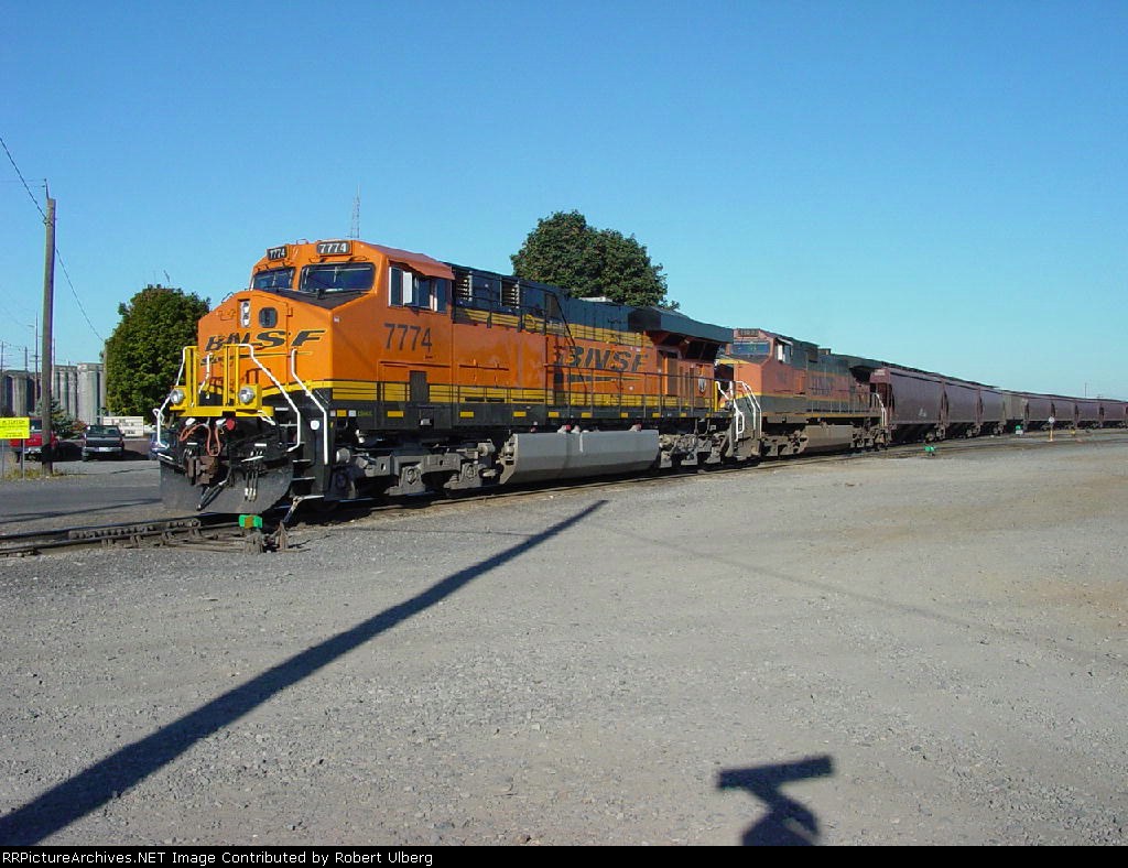 BNSF 7774